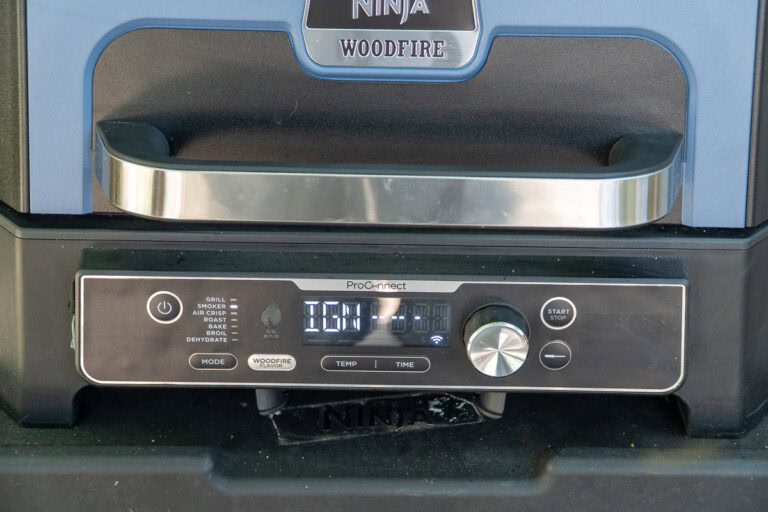 Ninja Woodfire Outdoor Grill Review: Standard vs Pro Connect XL ...