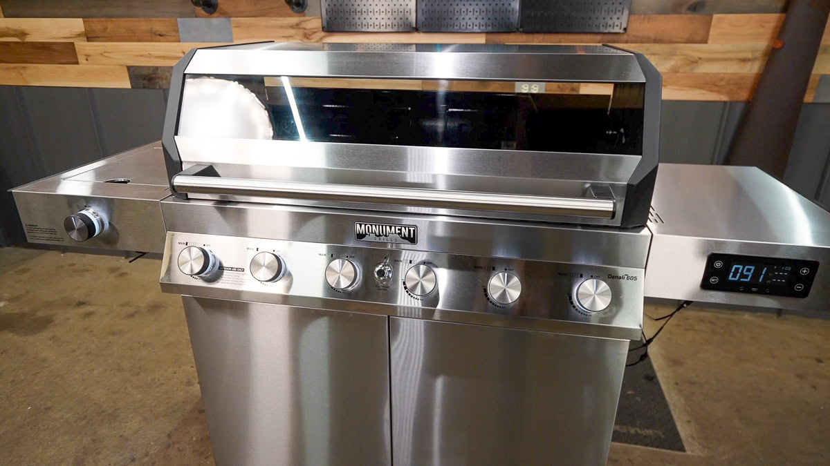 Monument Denali 605 Gas Grill Review - Smoked BBQ Source