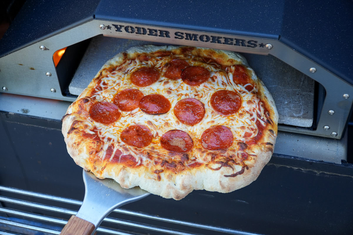 Yoder Wood-fired Pizza Oven Review: Can You Really Make Great Pizza on ...